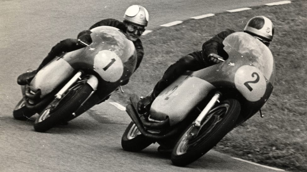 Classic motorsport moment: Agostini’s ridiculous winning streak | Top Gear