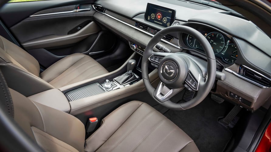 Mazda 6 Interior Layout & Technology | Top Gear