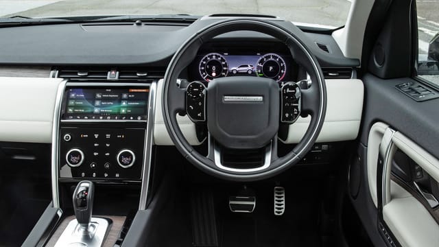 Land Rover Discovery Sport Interior Layout & Technology | Top Gear