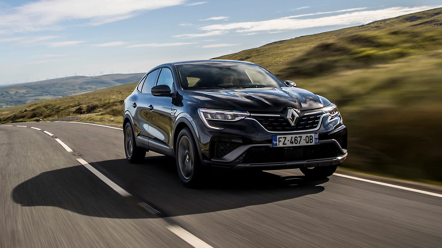Renault Arkana review: French coupe SUV driven Reviews 2025 | Top Gear