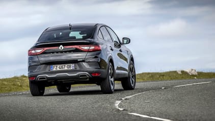 Renault Arkana review: French coupe SUV driven Reviews 2025 | Top Gear