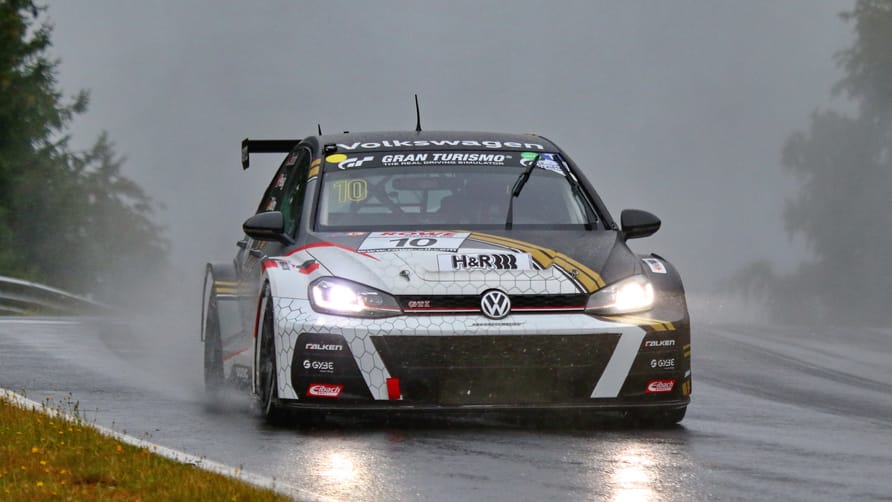 Meet the German footballer running his own 'Ring racing team | Top Gear