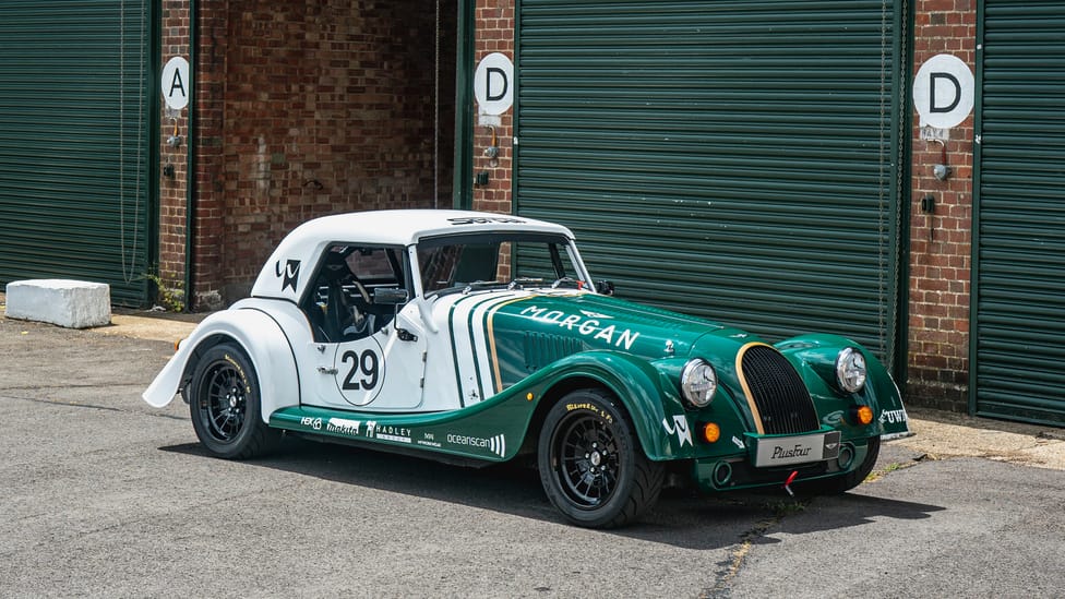 Morgan Plus Four racecar review: a new clubsport hero Reviews 2025 ...