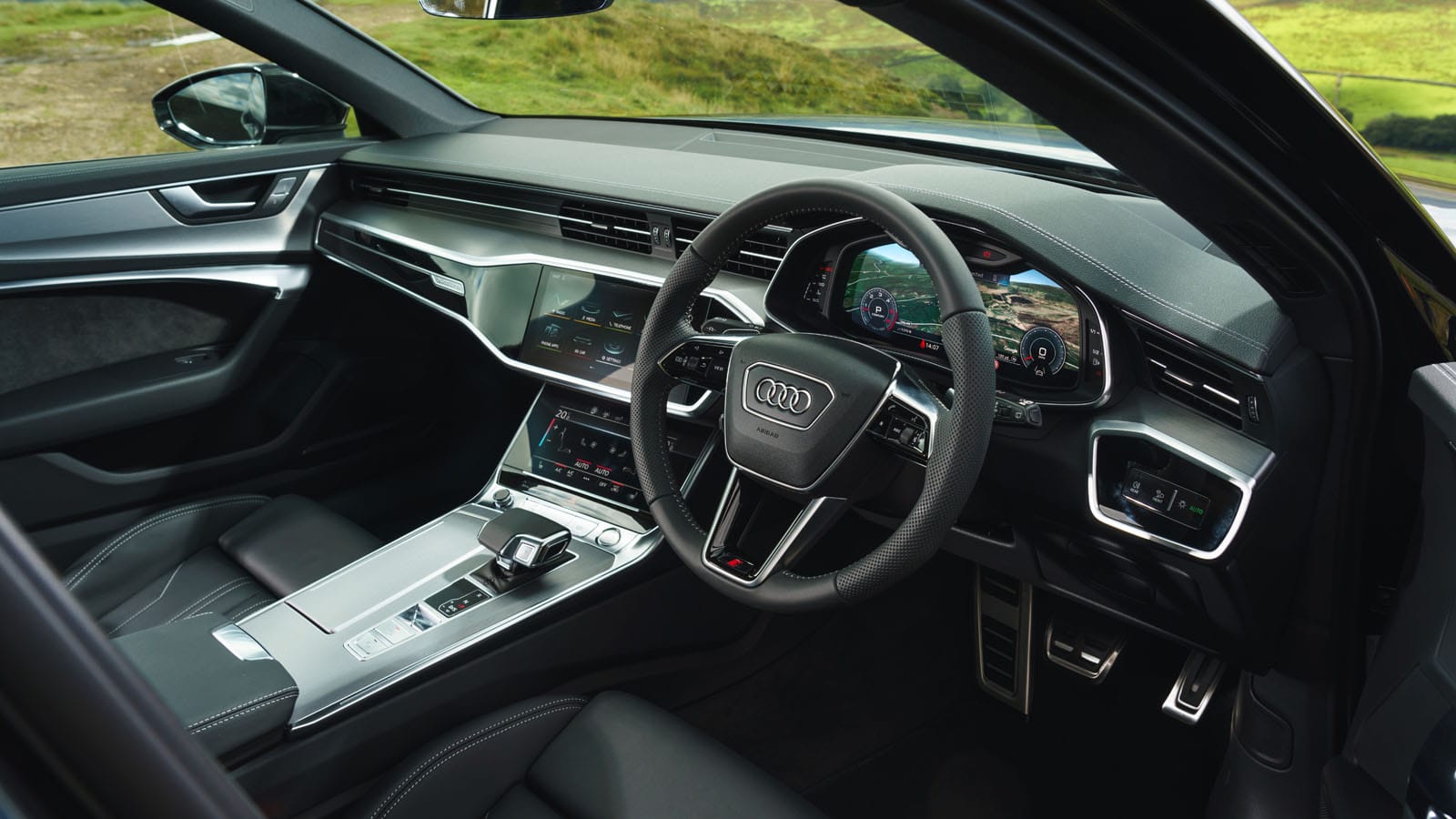 Audi A6 Avant (2019-2025) Interior Layout & Technology | Top Gear