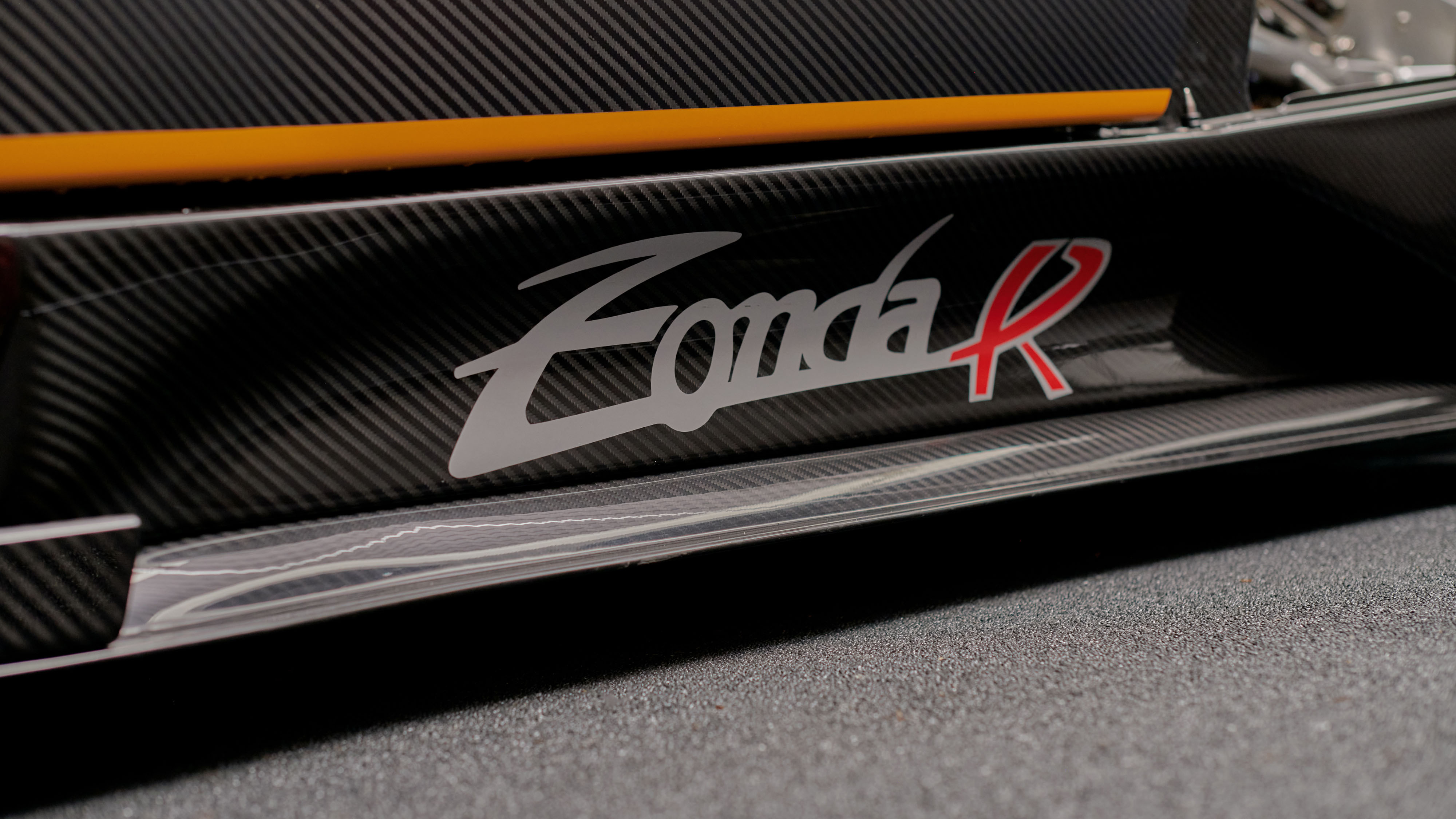 Zonda R Logo