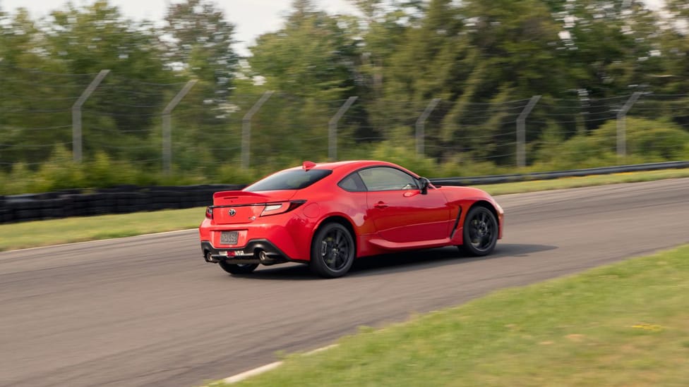 Toyota is peeing on the Nissan Z’s parade with more GR 86 info | Top Gear
