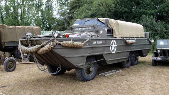 Top Gear’s Top 9: amphibious cars | Top Gear