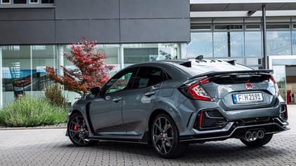 Honda Civic Type R Sport Line review: the wingless, ‘subtle’ super ...