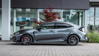 Honda Civic Type R Sport Line review: the wingless, ‘subtle’ super ...