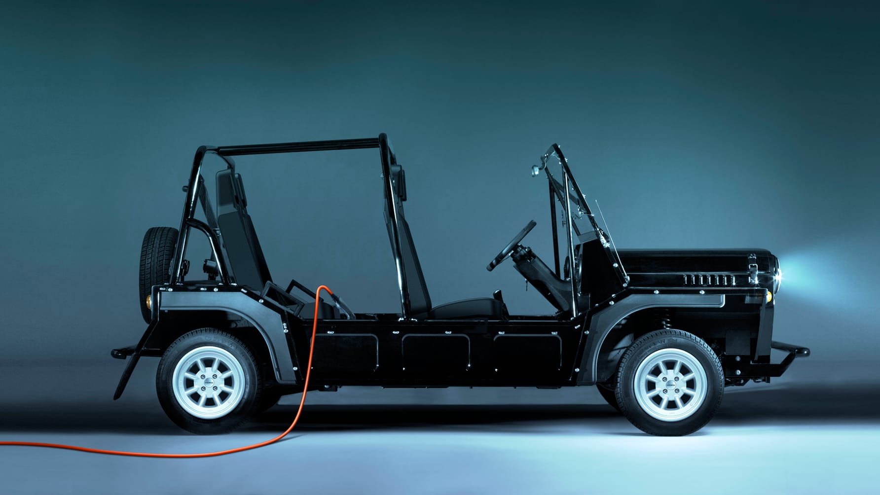There’s a new electric version of the reborn Mini Moke | Top Gear
