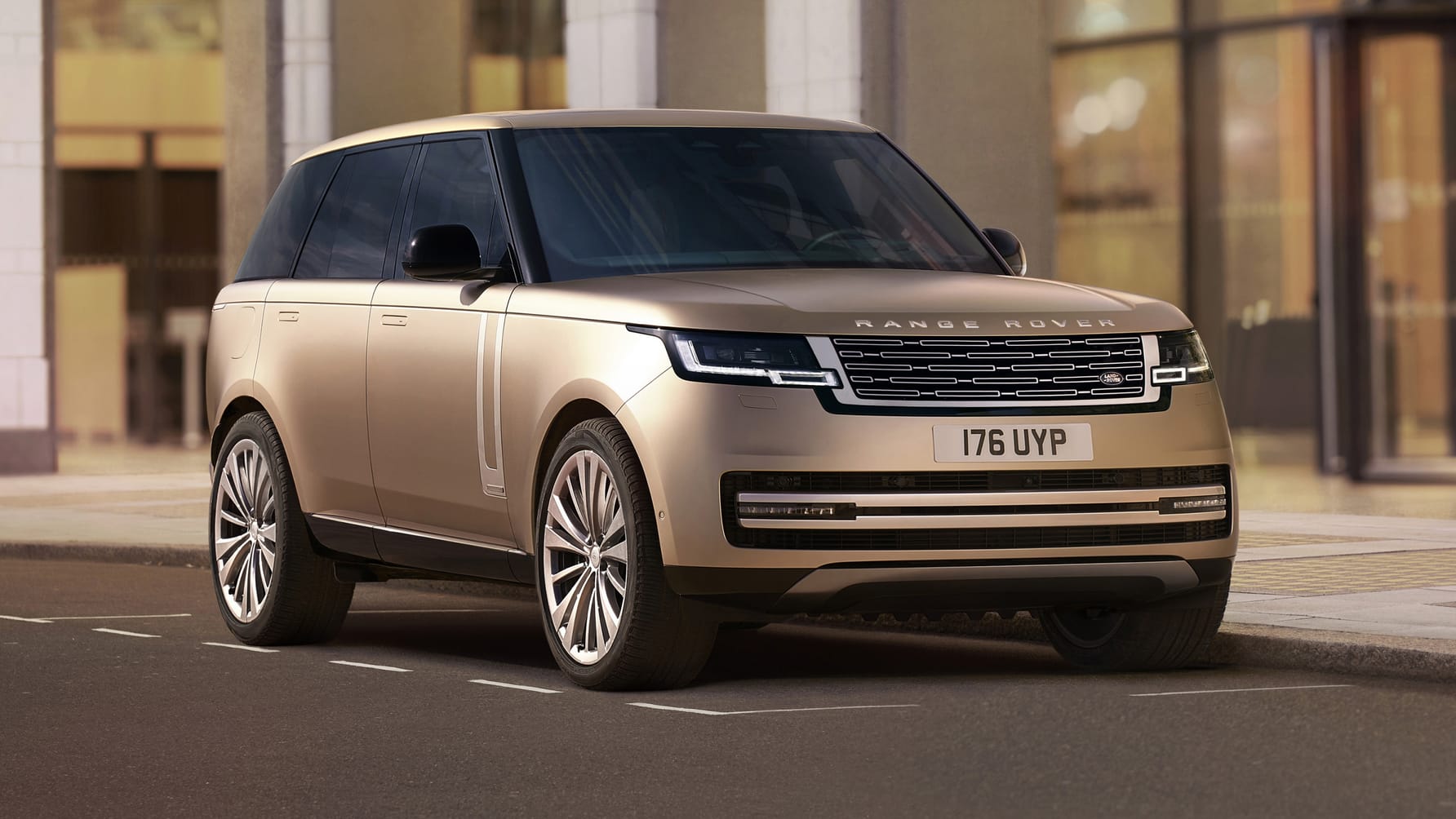 This is the brand new, fifth-generation Range Rover | Top Gear