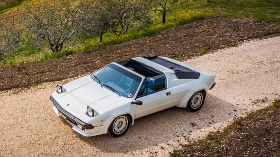 Here are eight reasons to remember the forgotten Lamborghini: the Jalpa ...