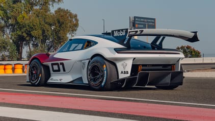 Porsche Mission R review: a 1,073bhp electric racing concept Reviews ...