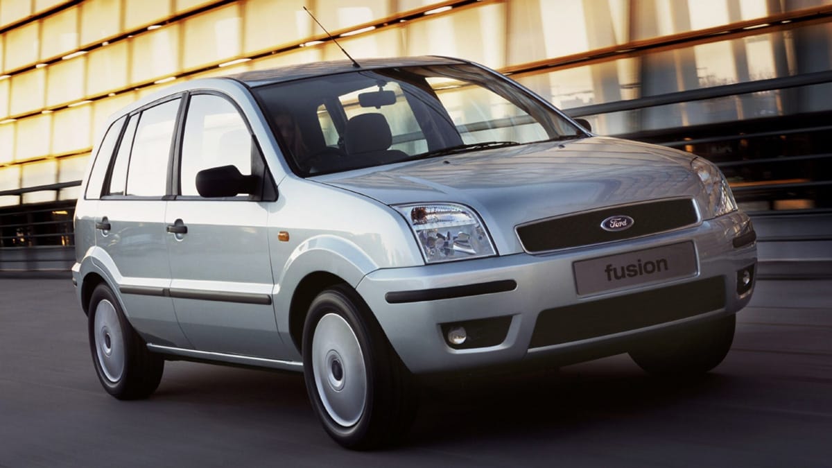 Ford promised us this 2000 concept, gave us the Fusion instead | Top Gear