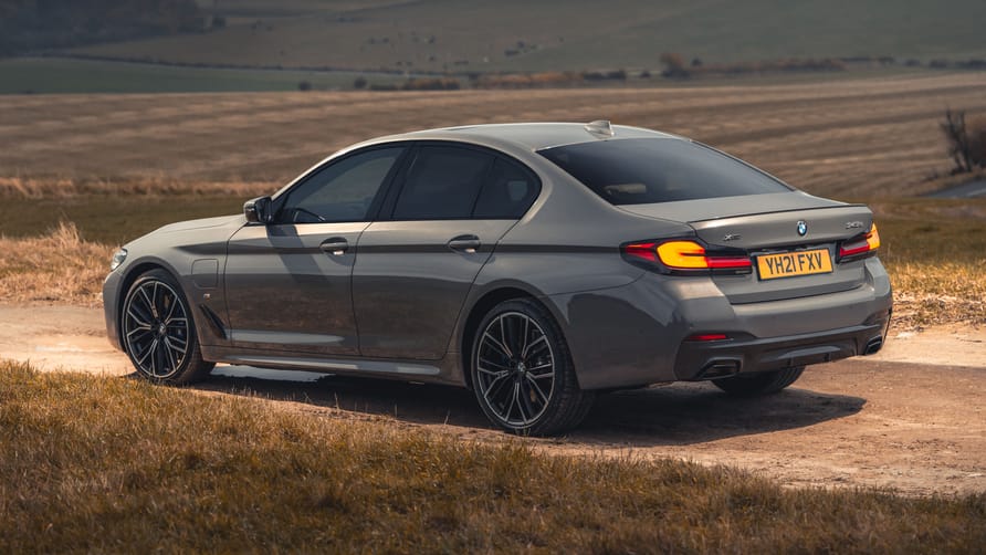 BMW 545e xDrive M Sport review: 389bhp hybrid tested Reviews 2026 | Top ...