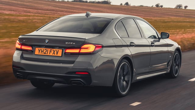 BMW 545e xDrive M Sport review: 389bhp hybrid tested Reviews 2025 | Top ...