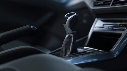 Volkswagen Polo Interior Layout & Technology | Top Gear