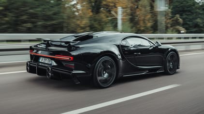 Bugatti Chiron Interior Layout & Technology | Top Gear