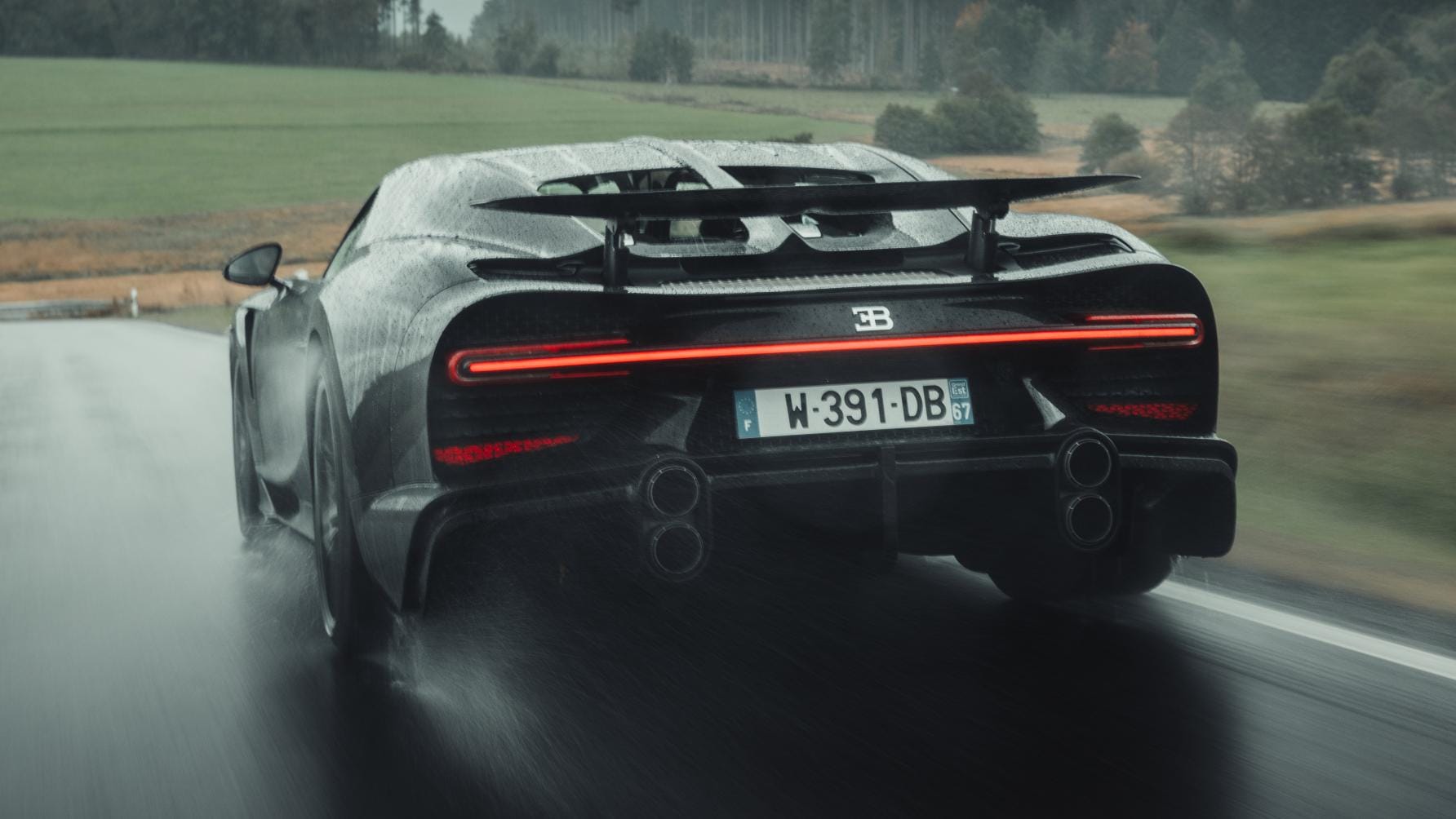 Bugatti Chiron Interior Layout & Technology | Top Gear