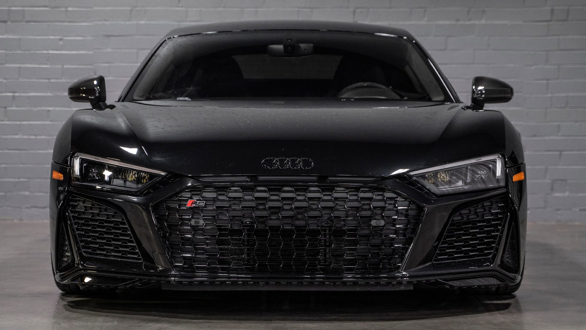 This is a 2020 Audi R8 V10 with a 6spd gated manual gearbox | Top Gear