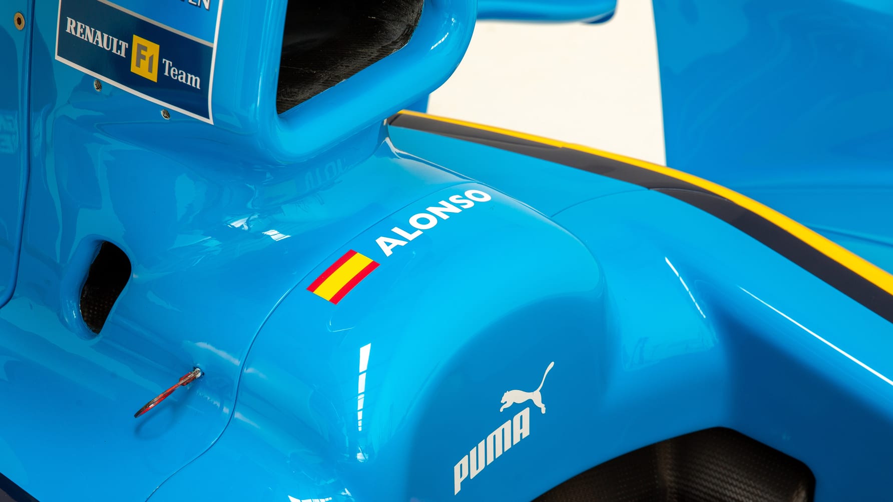 Now’s your chance to buy an actual Fernando Alonso F1 car | Top Gear
