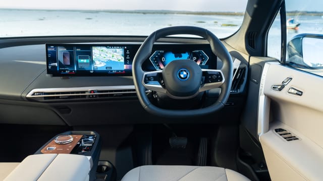 Bmw Ix Interior Layout And Technology Top Gear
