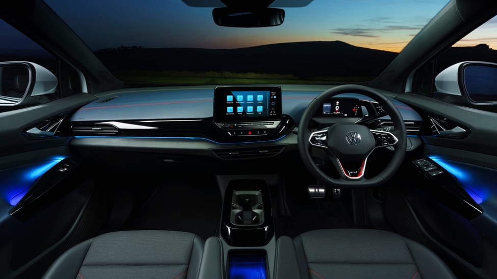 Volkswagen ID.4 Review 2022 | Top Gear