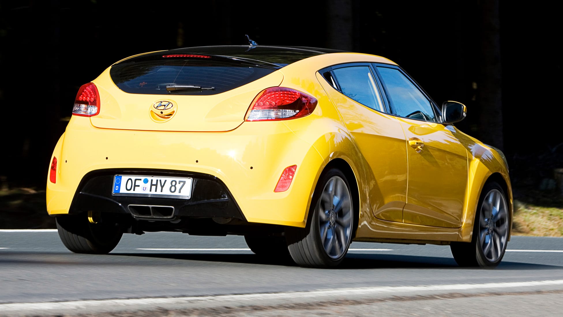 Retro review: the original Hyundai Veloster Reviews 2025 | Top Gear