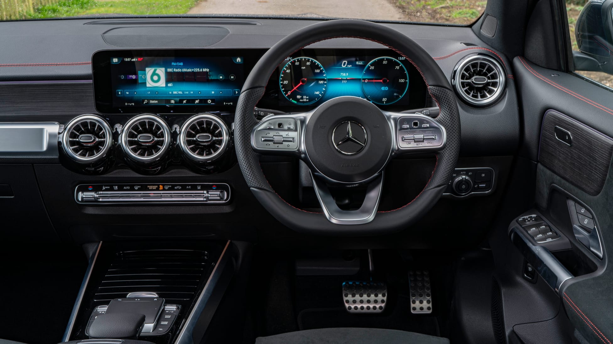Mercedes-Benz EQB Interior Layout & Technology | Top Gear
