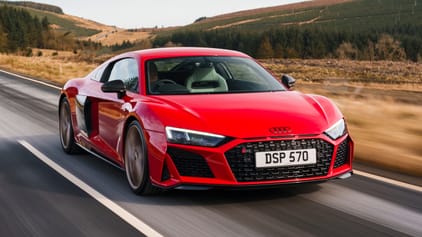 Audi R8 Interior Layout & Technology | Top Gear