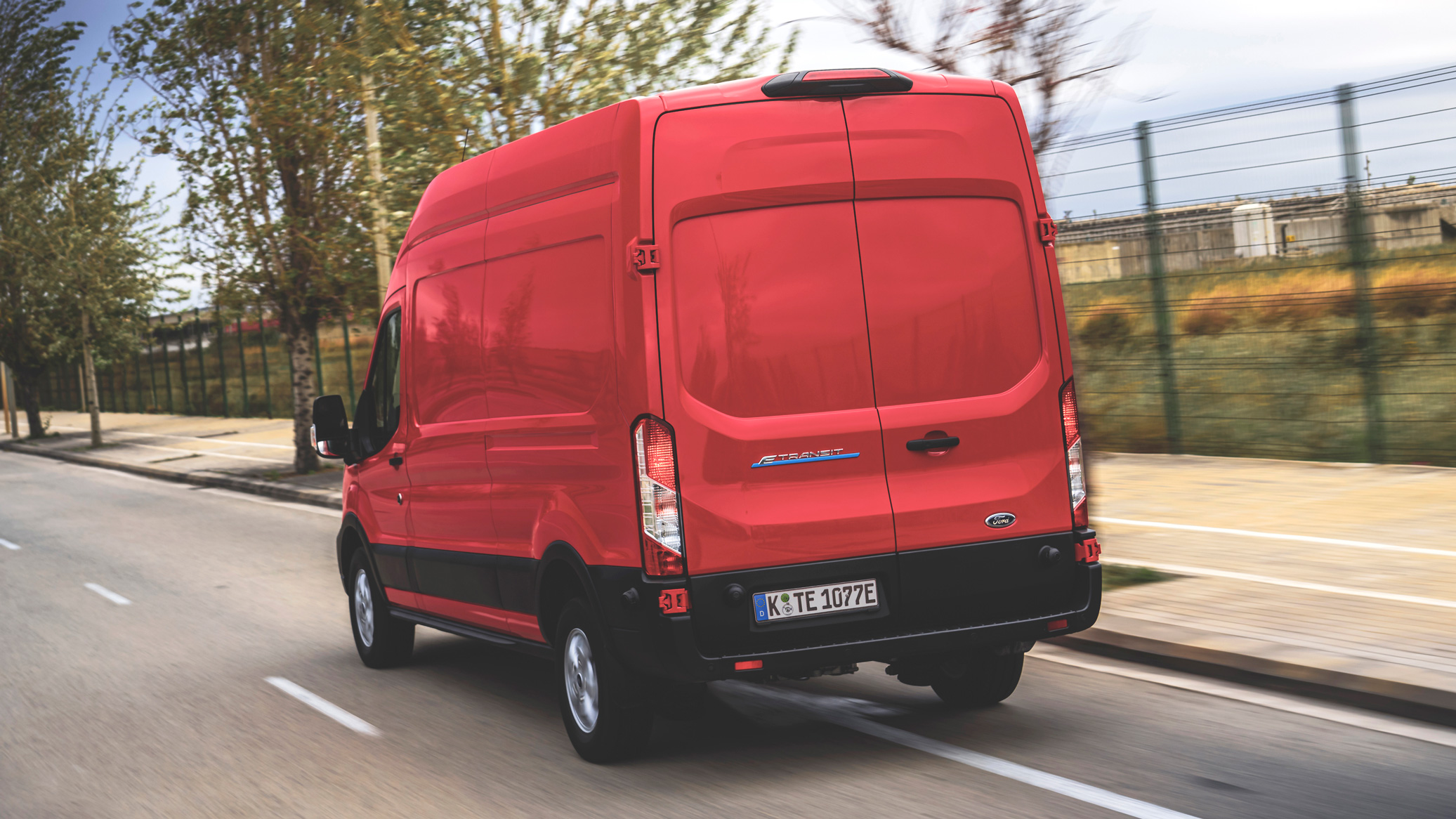 Ford e-Transit Interior Layout & Technology | Top Gear