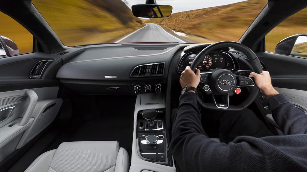 Audi R8 Interior Layout & Technology | Top Gear