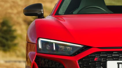 Audi R8 Interior Layout & Technology | Top Gear