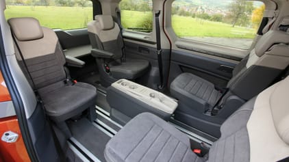 Volkswagen Multivan Interior Layout & Technology | Top Gear