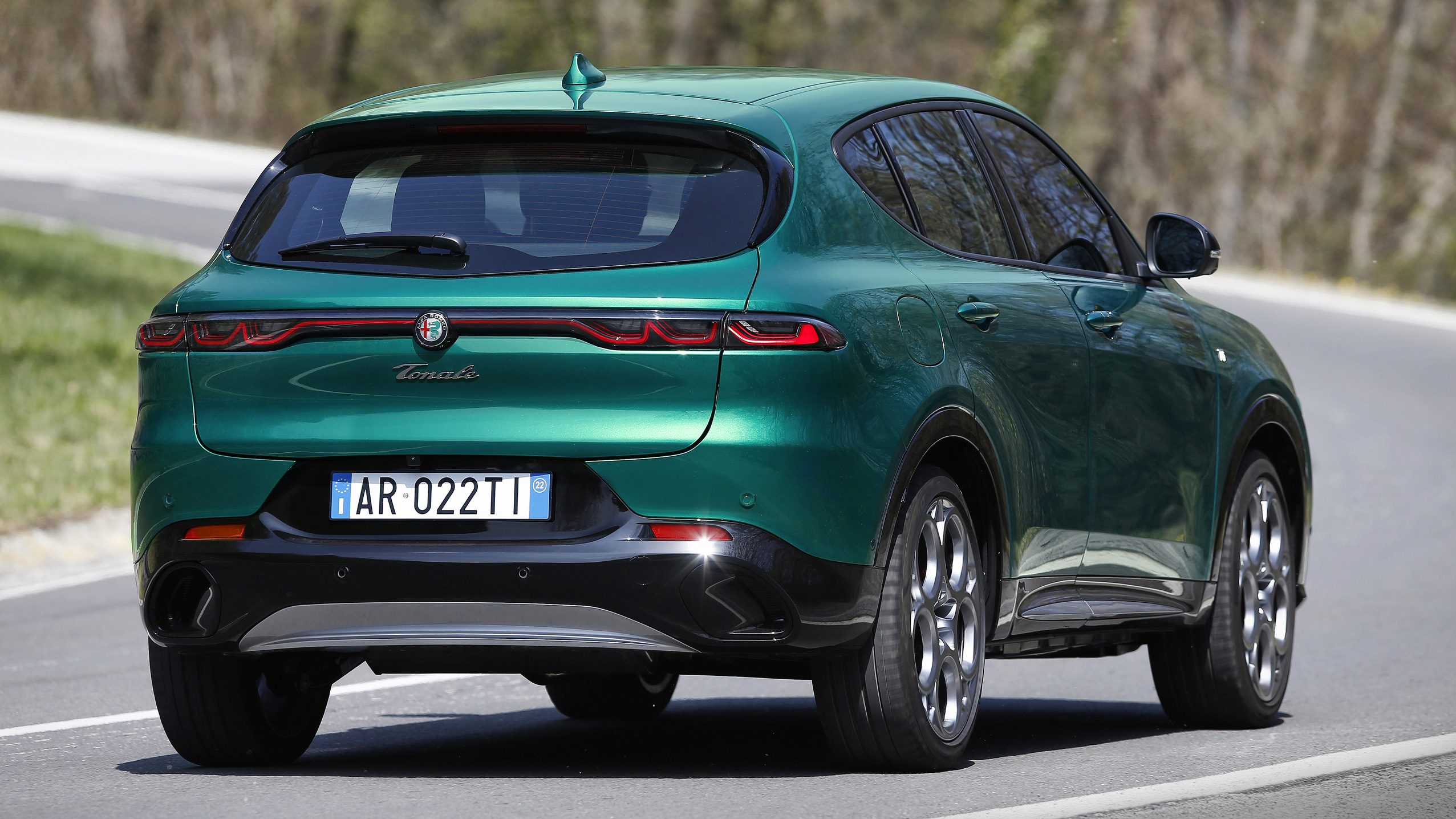 Alfa Romeo Tonale Review 2022 | Top Gear