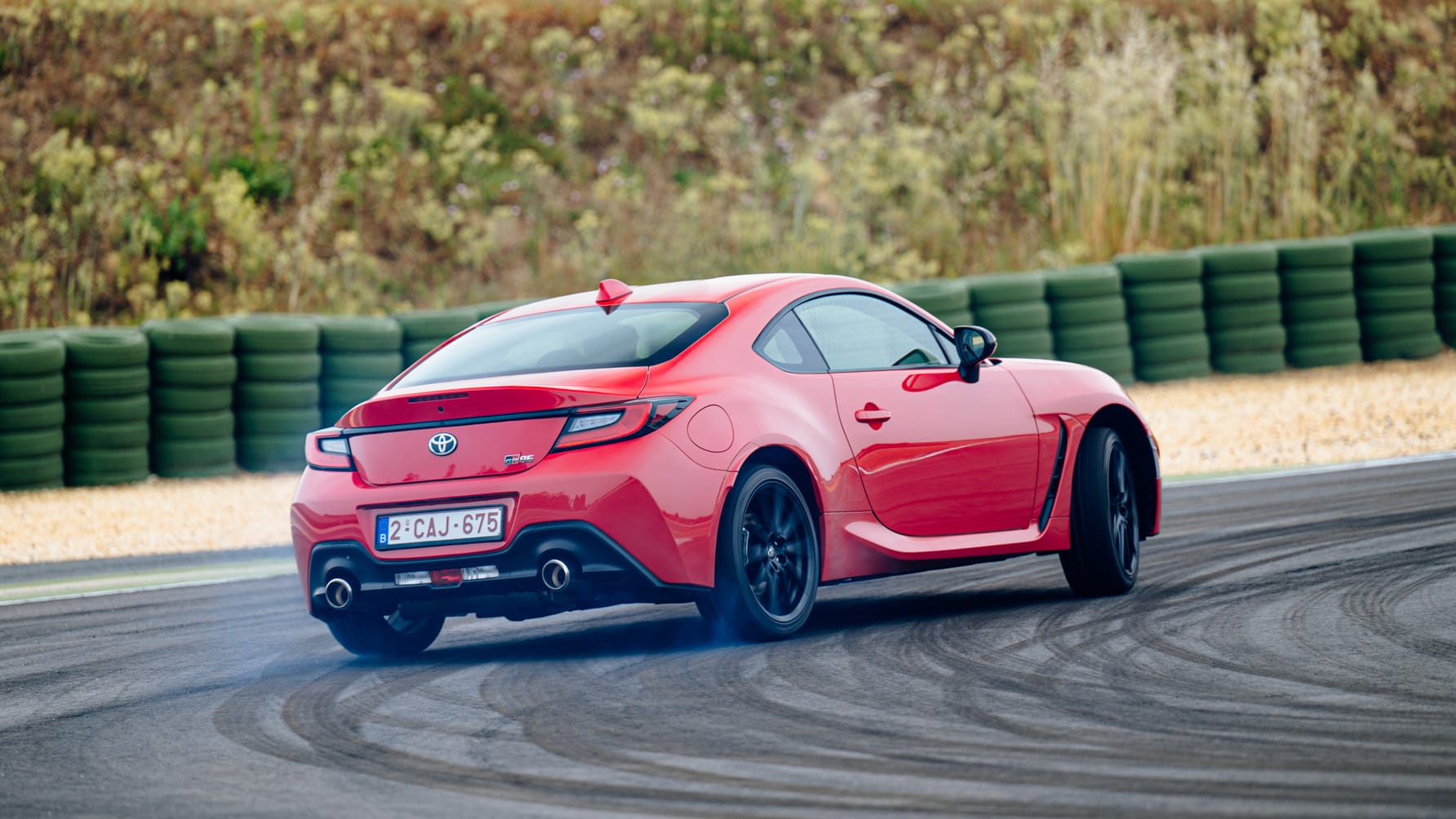 Toyota GR86 Interior Layout & Technology | Top Gear