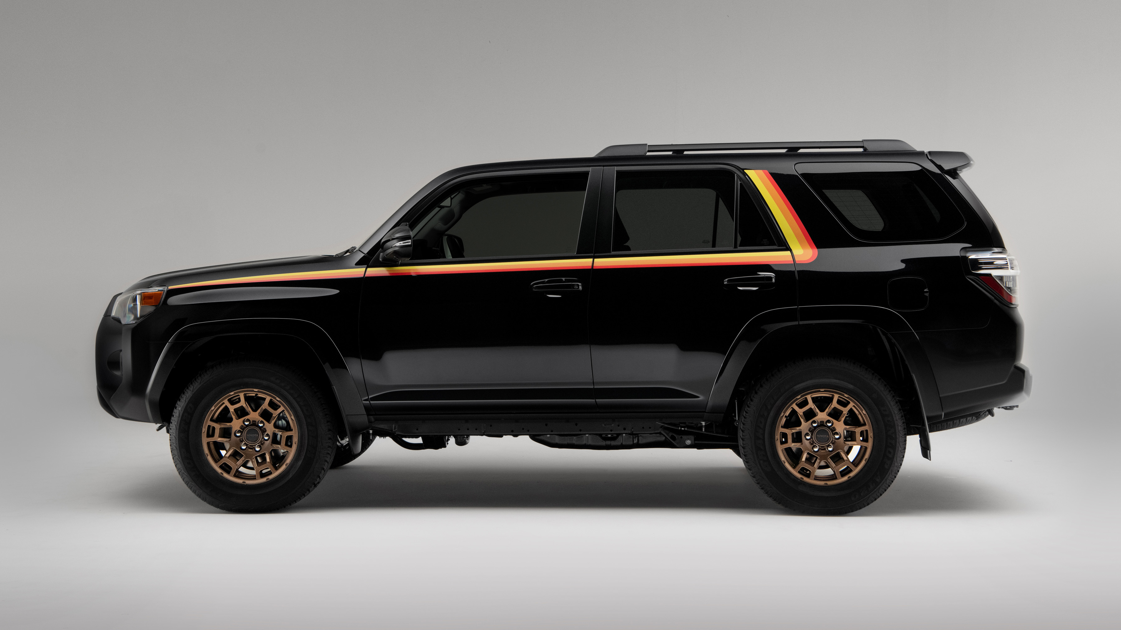 Four Runner Black