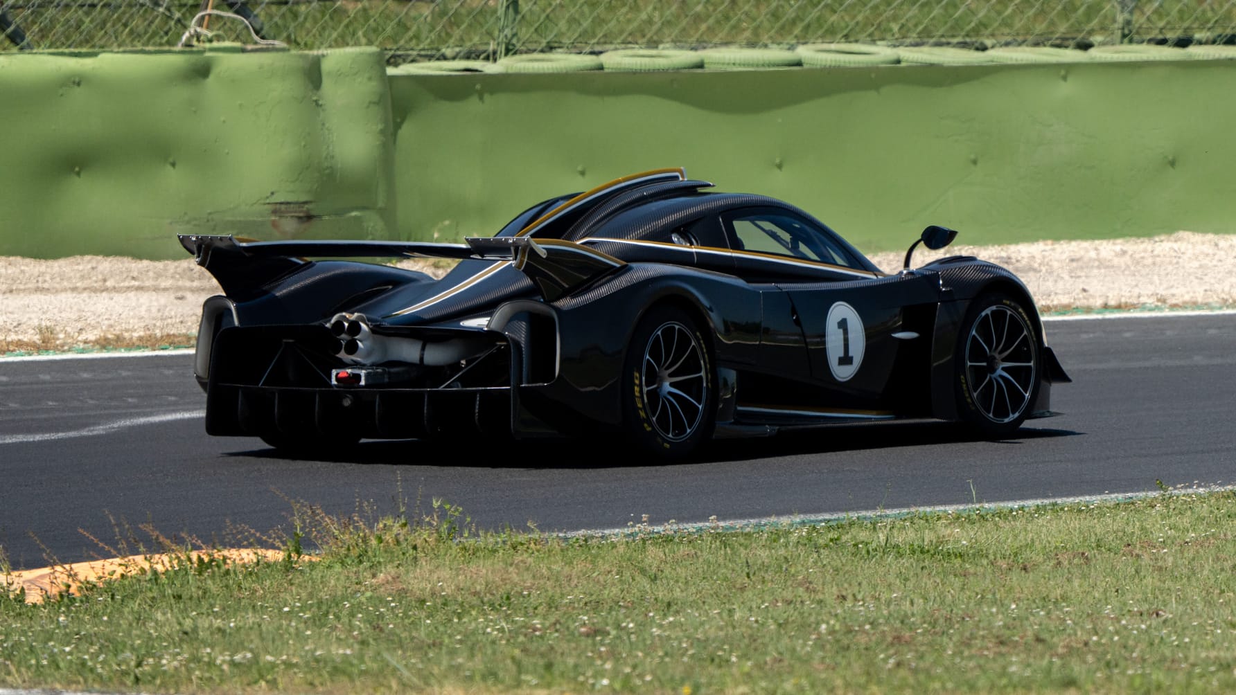 Pagani Huayra R review: wild nat-asp V12 tested on track Reviews 2025 ...