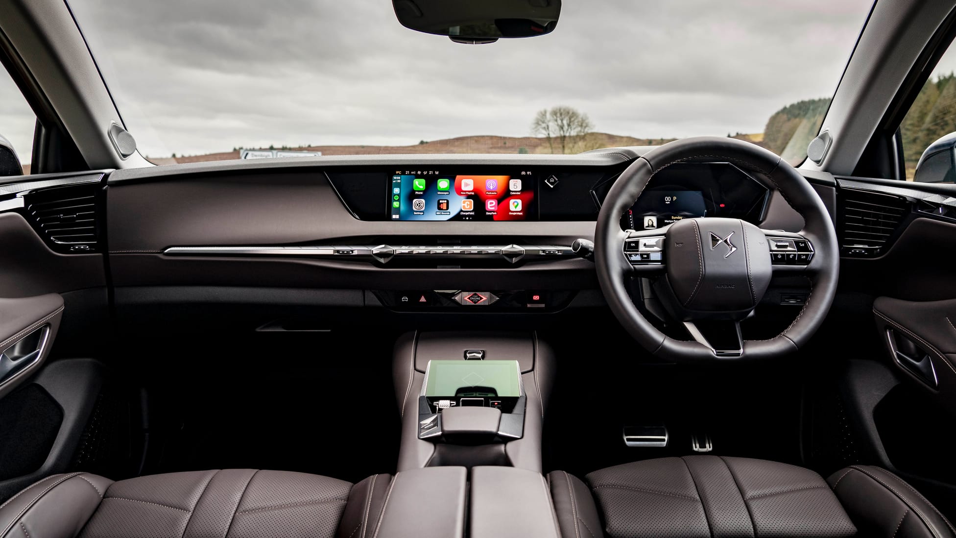 DS 4 Driving, Engines & Performance | Top Gear