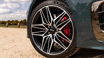Kia Stinger Review 2026 | Top Gear