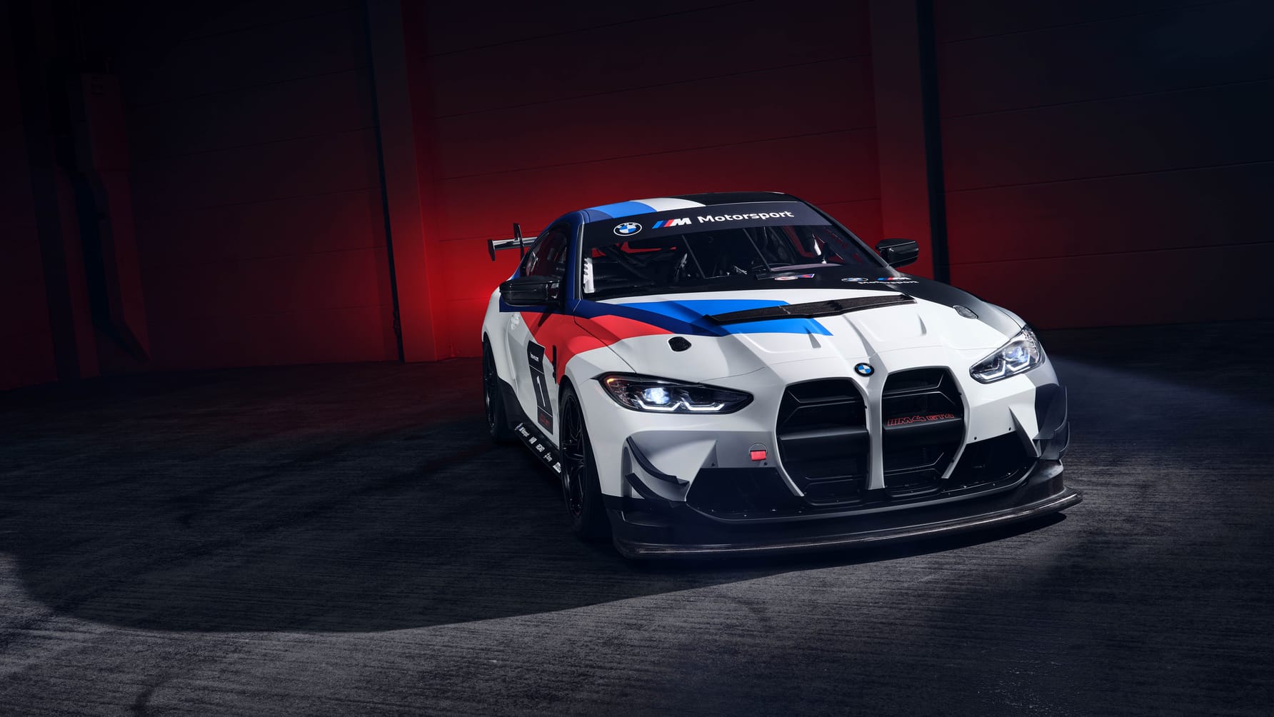 This is the new £160k BMW M4 GT4 racing car | Top Gear