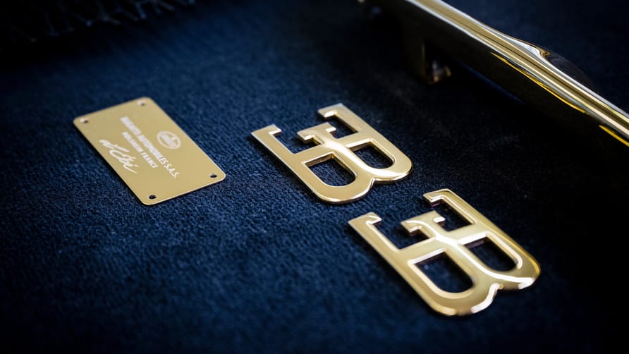 The Bugatti Chiron is bowing out with much gold bling | Top Gear
