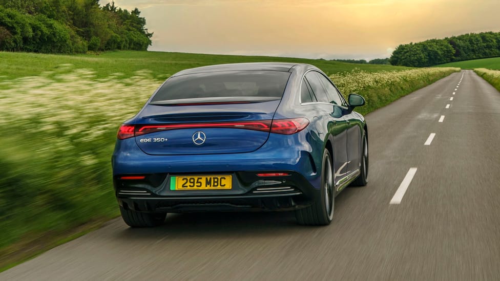 Mercedes-Benz EQE Interior Layout & Technology | Top Gear