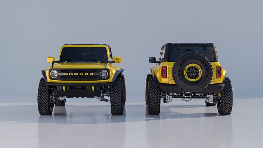 This modded Ford Bronco ‘ProRunner’ proves Americans have more fun ...