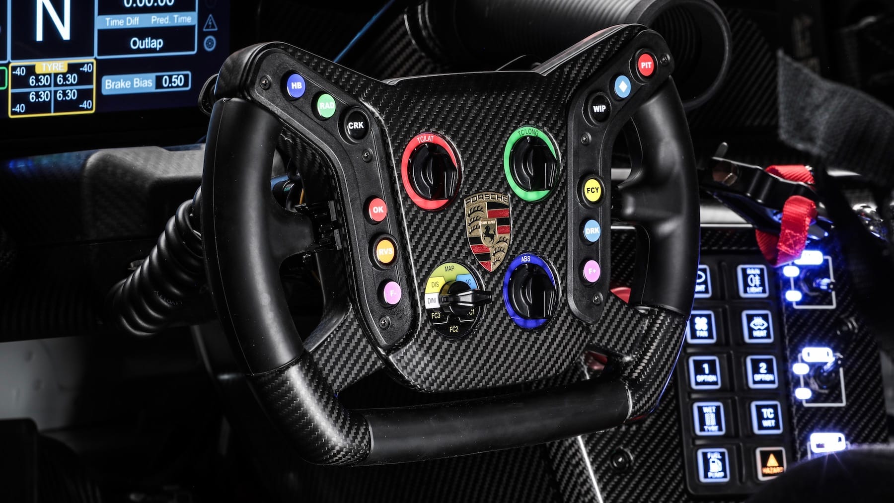 Porsche’s new GT3 R is a turn-key race car you can buy* | Top Gear