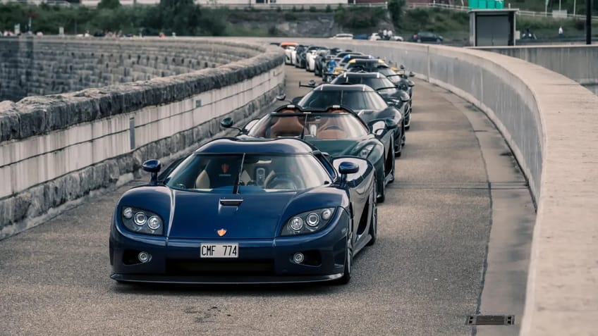 Here are nine Noughties supercars the Merc-McLaren SLR went up against ...