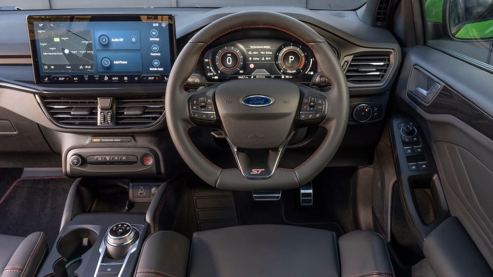 Ford Focus ST Interior Layout & Technology | Top Gear