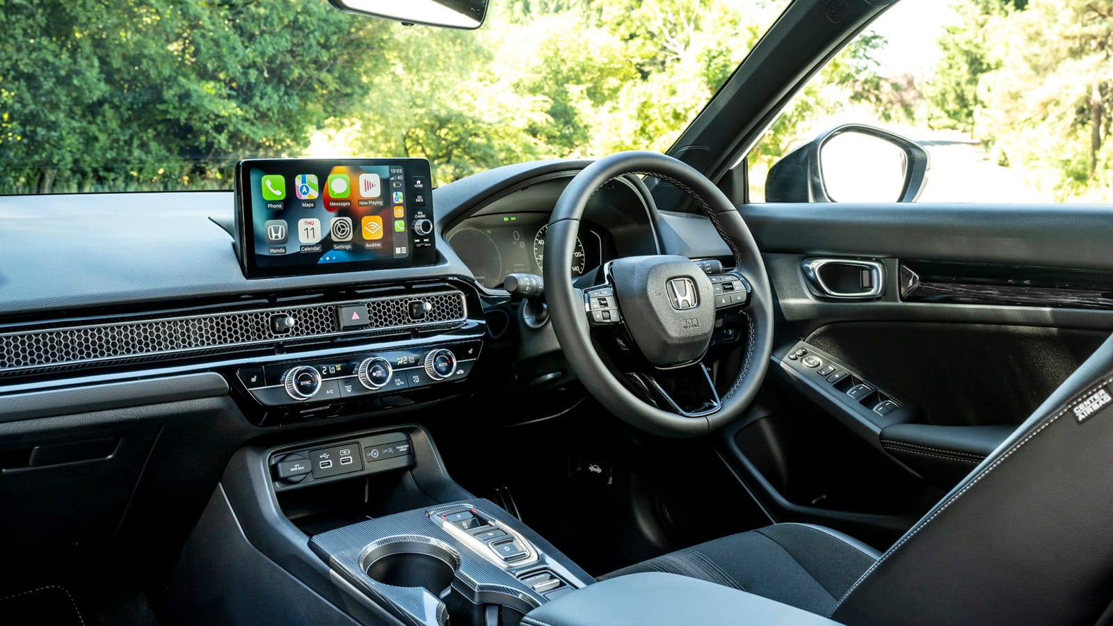 Honda Civic eHEV Driving, Engines & Performance | Top Gear