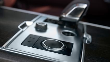 Range Rover P510e review: plug-in hybrid might be the best new Rangey ...