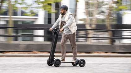 Apparently this is the world’s first ‘hyperscooter’ | Top Gear